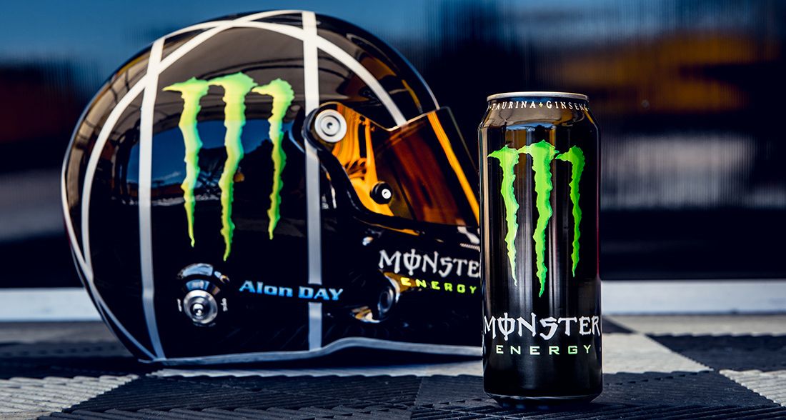 Monster Energy Logo ändert Farben Leichter. Stärker. Schneller: Der
